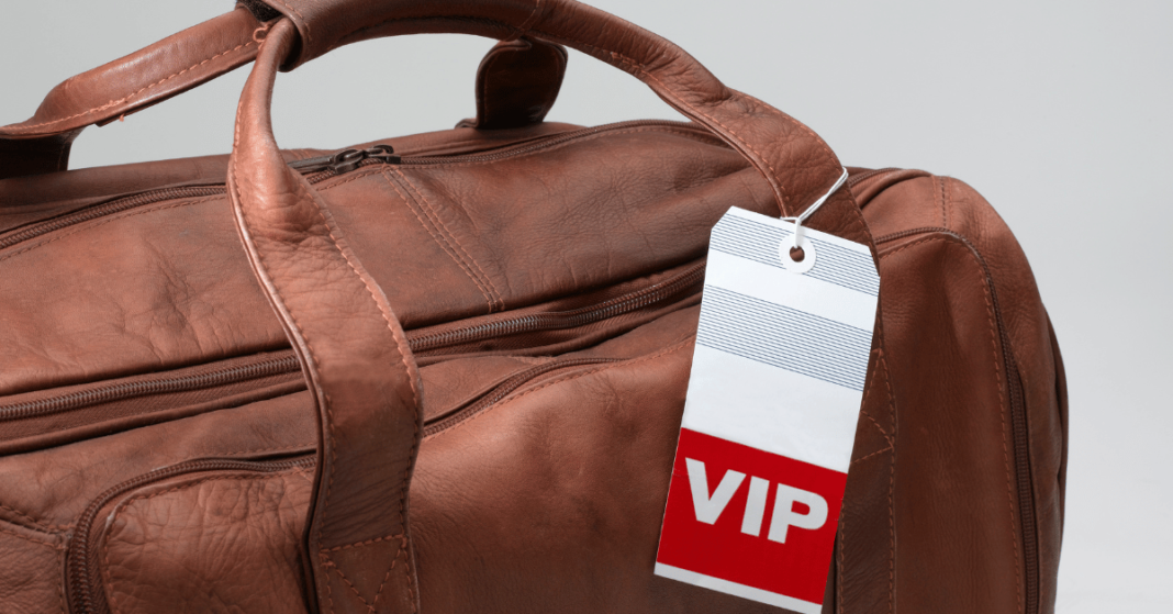 How to Choose the Perfect VIP Travel Bag for Every Occasion